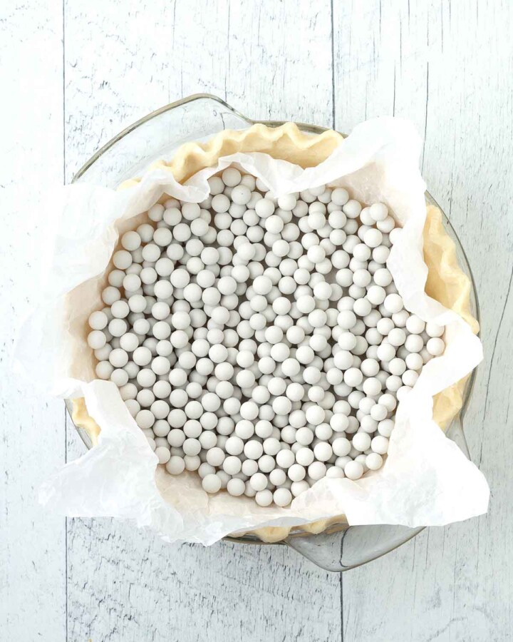 How to Blind Bake a Pie Crust - Delightful Adventures