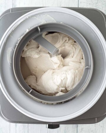 Creamy Vegan Vanilla Ice Cream (No Nuts, No Bananas) - Delightful ...
